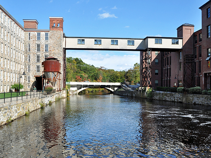 This River continues its ancient journey past these beautifully preserved monuments to American ingenuity.