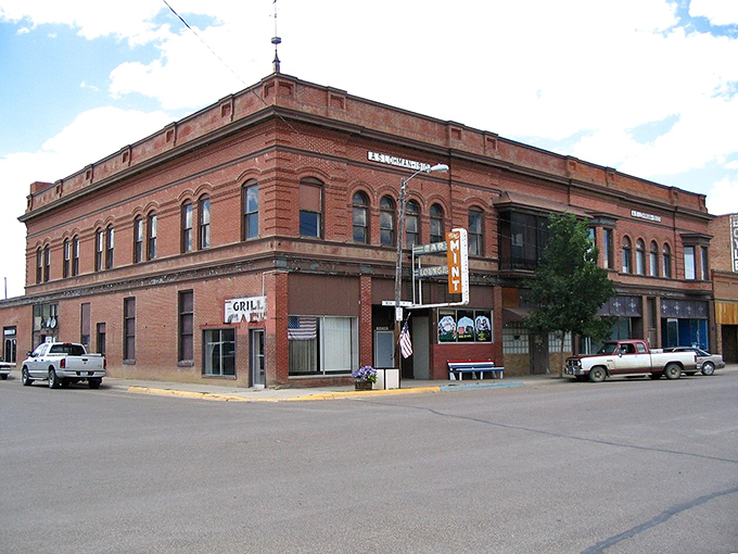 Welcome to Chinook, where the wide-open road leads to wide-open possibilities &ndash; and surprisingly affordable Victorian-era buildings.