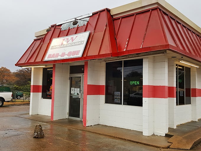 This little red and white BBQ joint proves that sometimes the best things come in small, unassuming packages.