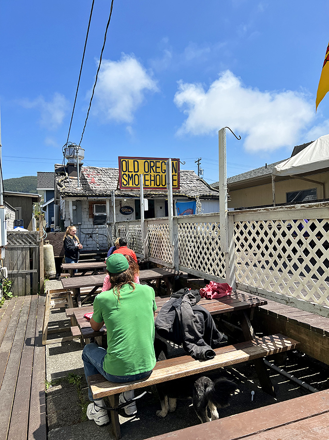 Wooden picnic tables, coastal breezes, and seafood that makes you understand why people write songs about Oregon.