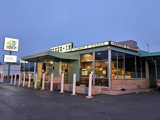 Classic diner vibes with "LUNCH-DINNER-COFFEE SHOPPE" proudly displayed. Steer-In has been satisfying Indianapolis appetites for generations.