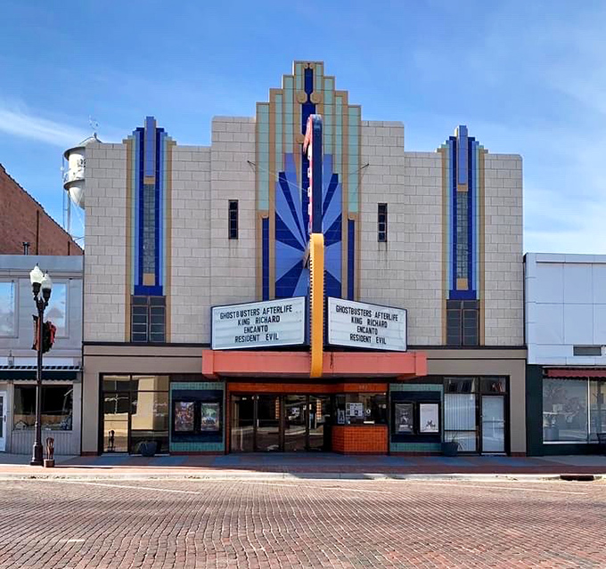 The Alliance Theatre's stunning Art Deco fa&ccedil;ade isn't just eye candy&mdash;it's a portal to simpler times when movies were events.
