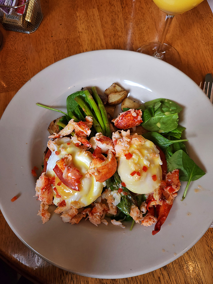 Eggs Benedict gets the coastal treatment with lobster that makes you wonder why anyone bothers with Canadian bacon in the first place.