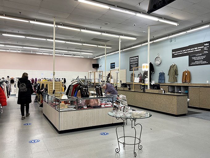 The checkout area offers a glimpse into Opitz's practical approach&mdash;function over flash, with all energy devoted to delivering genuine designer merchandise at remarkable prices.