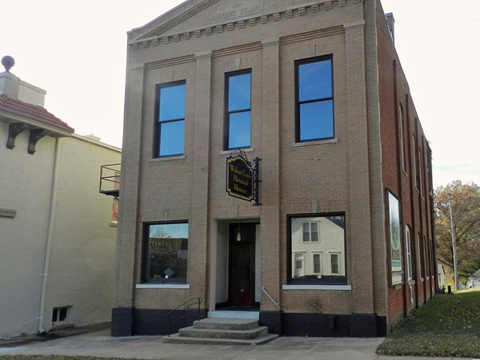 Housed in a stately former Masonic Temple, the Walnut Creek Historical Museum gives context to all those treasures you'll be hunting.