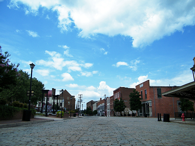 Those cobblestone streets weren't designed for high heels, but they sure make for Instagram-worthy photos. Old Towne's historic district begs you to park the car and explore on foot.