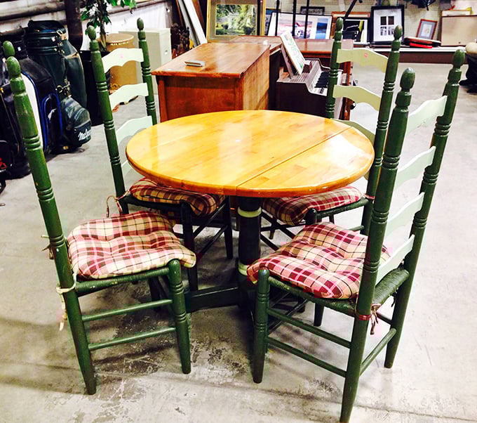 This charming green dining set whispers tales of family dinners past while patiently waiting for its next chapter of pancake breakfasts and holiday gatherings.