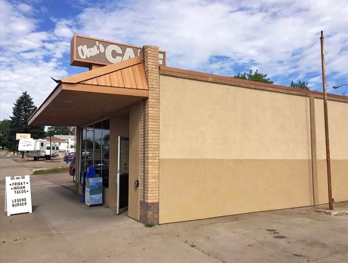 Ohm's Cafe doesn't waste calories on fancy exteriors &ndash; they're saving them all for what's on your plate inside.