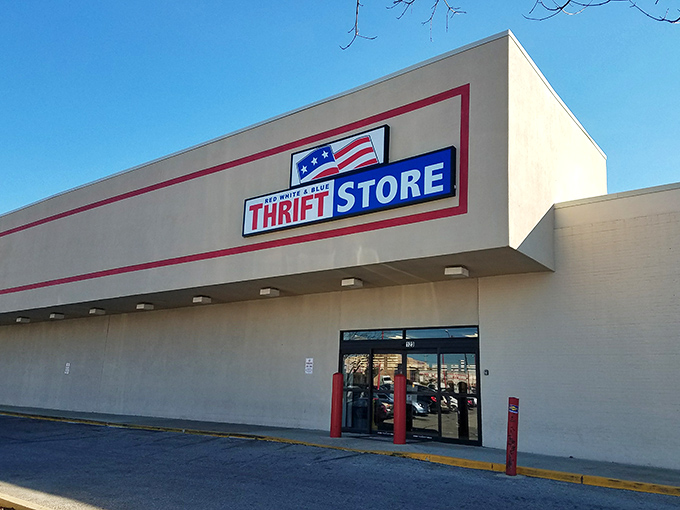 Red, white, blue, and green—the colors of patriotism and saving money at this Laurel thrifting landmark.