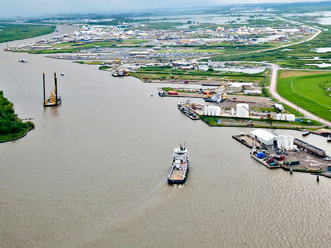 Venice Marina welcomes vessels of all sizes, from weekend warriors to commercial fleets harvesting Gulf treasures.