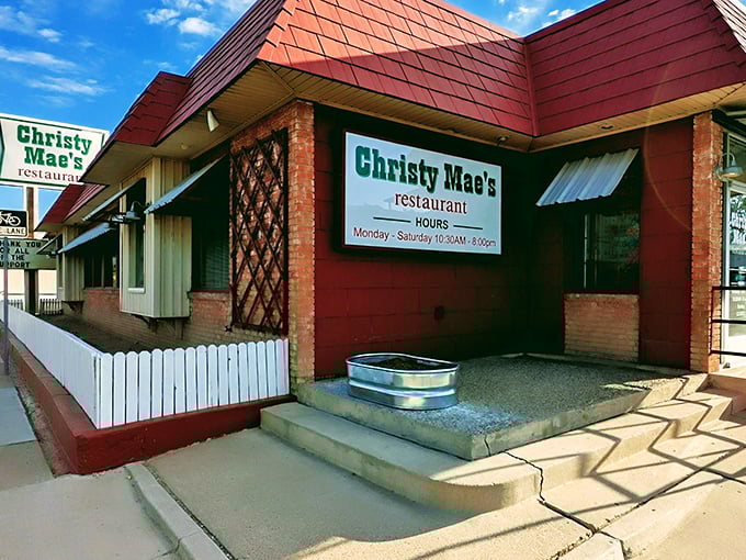 That red roof has sheltered generations of comfort food enthusiasts. The lattice work isn't just decorative&mdash;it's structural support for food comas.