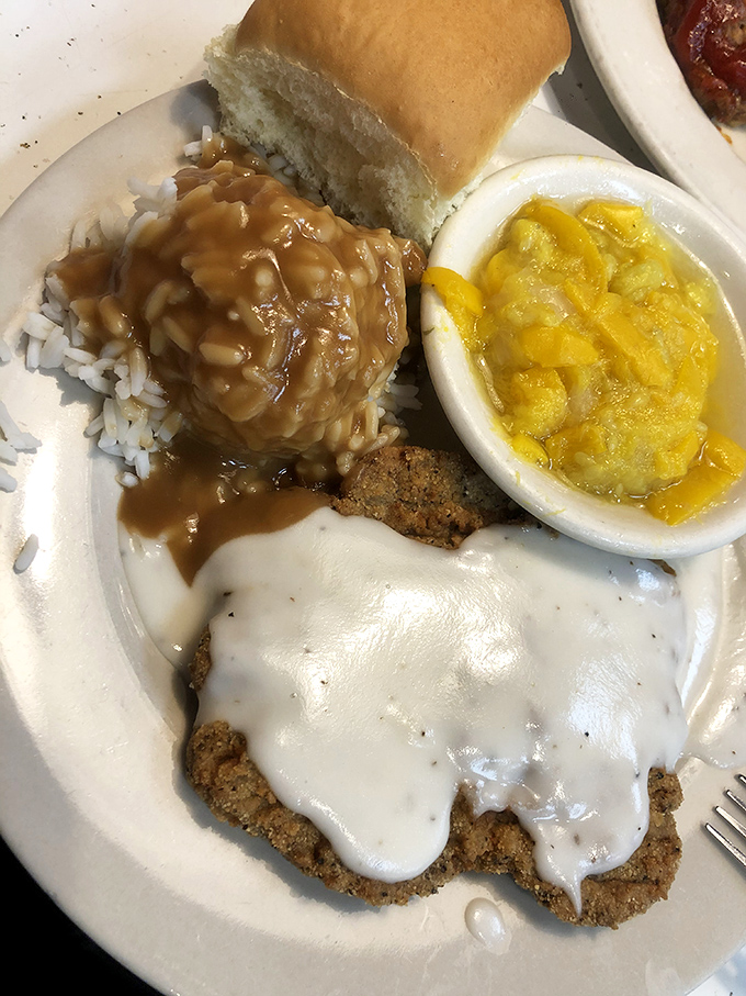 Fried chicken that makes you want to write poetry. Crispy on the outside, juicy on the inside&mdash;Shakespeare couldn't have written it better.
