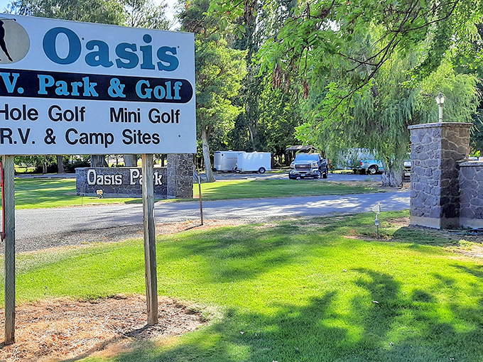Oasis RV Park & Golf Course lives up to its name&mdash;a verdant retreat where you can park your home-on-wheels and work on your swing in the same afternoon.