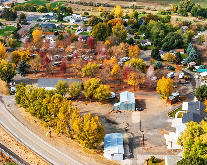 Fall foliage transforms this RV park into nature's five-star resort, where the amenities include unbeatable sunset views and genuine peace and quiet.