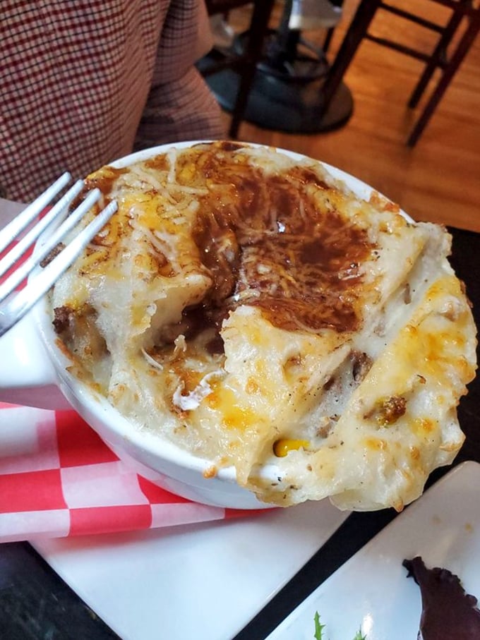 Comfort food that hugs you from the inside. This shepherd's pie looks like it could solve most of life's problems.
