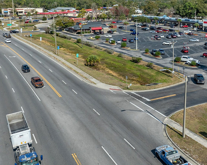 Even Palatka's commercial corridors maintain that Old Florida charm&mdash;no mouse ears required, just authentic local character.