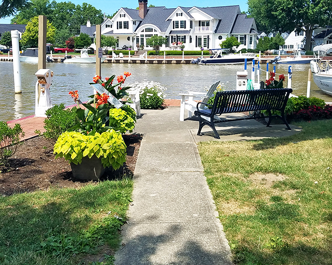 Summer in the Vermilion Lagoons looks like a scene from a Great Lakes dream&mdash;pristine waterfront properties where boats become extensions of living rooms and sunsets are the nightly entertainment.