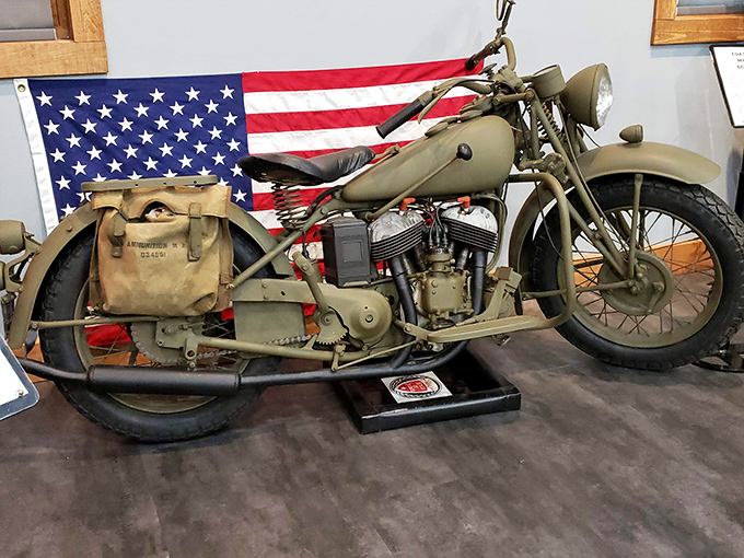 Before Jeeps and Humvees, military motorcycles like this olive-drab workhorse carried messages across battlefields, proving that bravery sometimes came on two wheels.