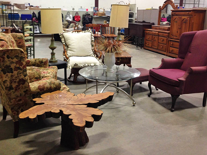 A living room vignette that could grace a Vermont farmhouse or city apartment with equal aplomb&mdash;proof that secondhand style never goes out of fashion.
