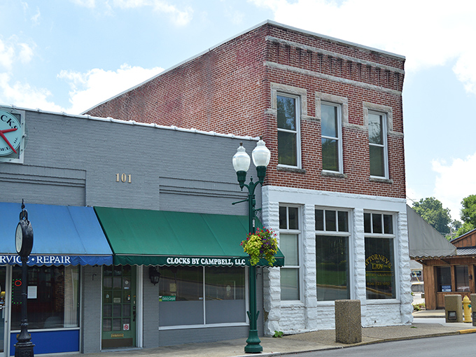 Corbin's historic downtown buildings tell stories of yesteryear, while today's cost of living writes a happy ending for retirees.