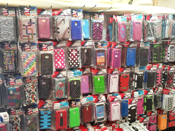 Phone case paradise or decision paralysis central? Either way, your smartphone can now dress better than most people at the airport.