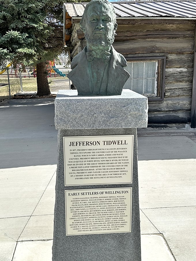 History cast in bronze &ndash; Jefferson Tidwell's monument reminds us that behind every small town lies the vision and determination of remarkable individuals.