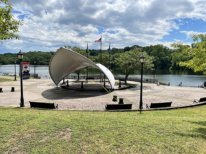 Riverfront Park's modern amphitheater hosts summer concerts where you won't need binoculars or a second mortgage to enjoy the show.
