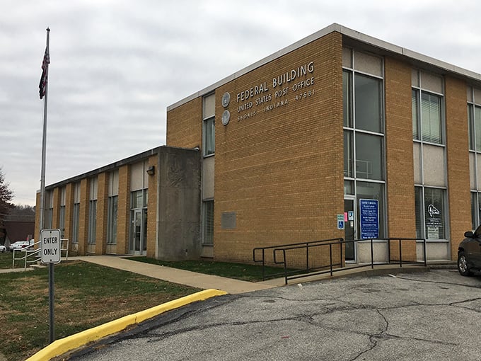 The Federal Building houses the post office &ndash; where locals still stop to chat while mailing packages, social media be damned.