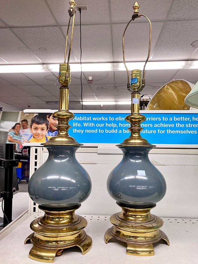 These elegant blue and gold table lamps would make even Liberace nod in approval. Lighting that's both statement and illumination.