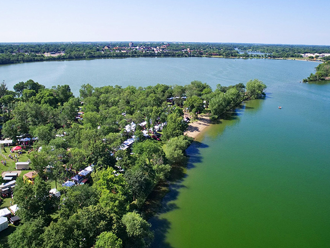 Alexandria's patchwork of lakes and farmland creates a landscape as rich in beauty as it is gentle on your wallet.