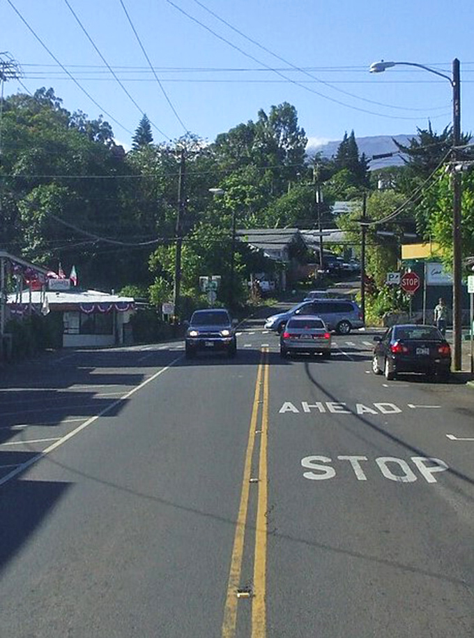 Makawao's main street maintains that perfect upcountry paniolo vibe. You can almost hear the clip-clop of hooves on pavement.