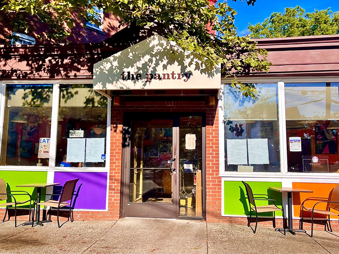 The Pantry's colorful panels are like a preview of the creative breakfast to come. Purple, green, and orange &ndash; breakfast with personality.