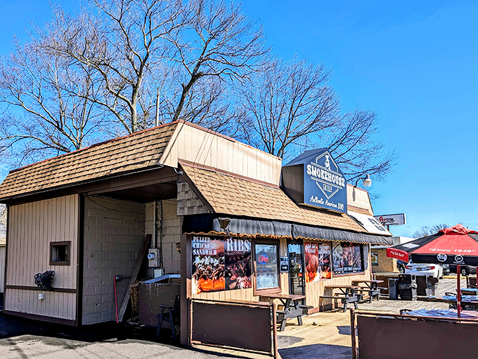Smokehouse Grille's humble roadside appearance is the barbecue equivalent of "don't judge a book by its cover"&mdash;but do judge it by its smoke stack.