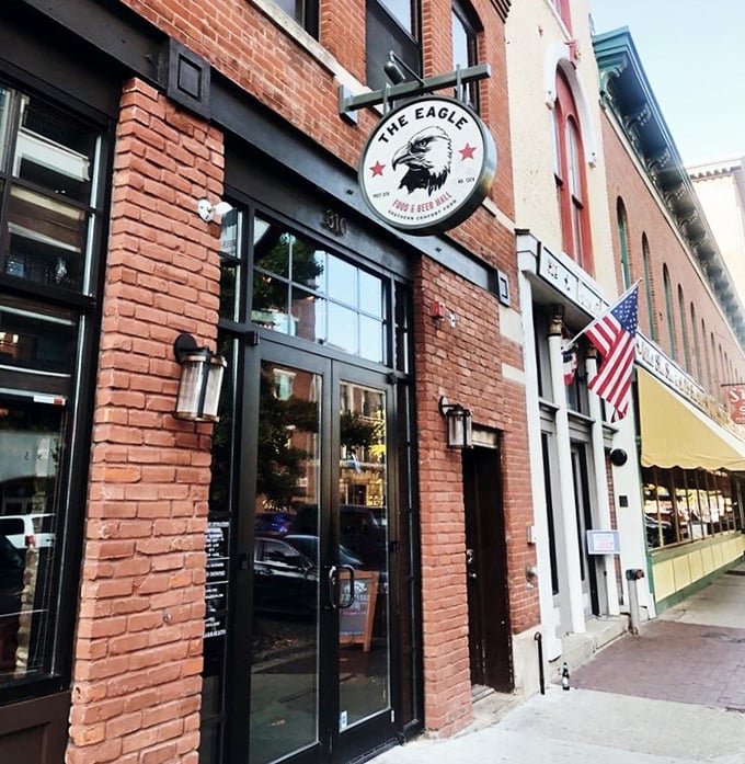 The Eagle's urban-cool vibe matches its location, but the chicken inside is pure down-home deliciousness.