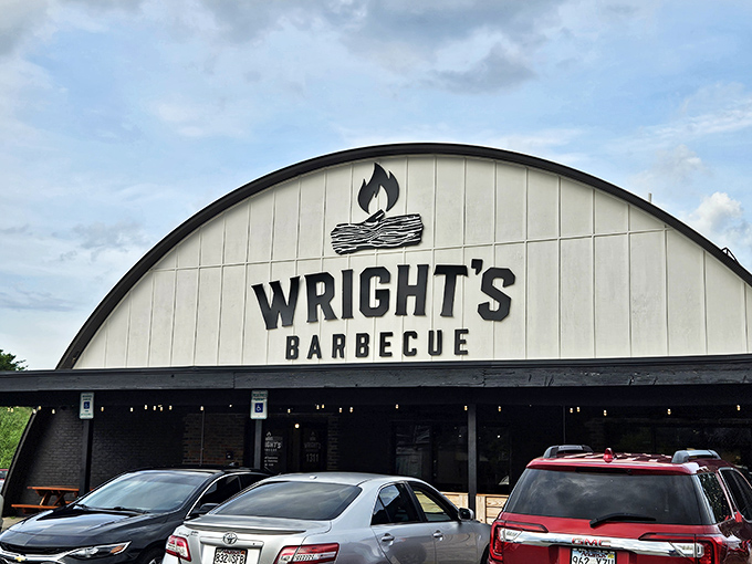 That distinctive curved roof at Wright's is like a BBQ rainbow leading to a pot of smoked gold. Architectural character with meaty substance!