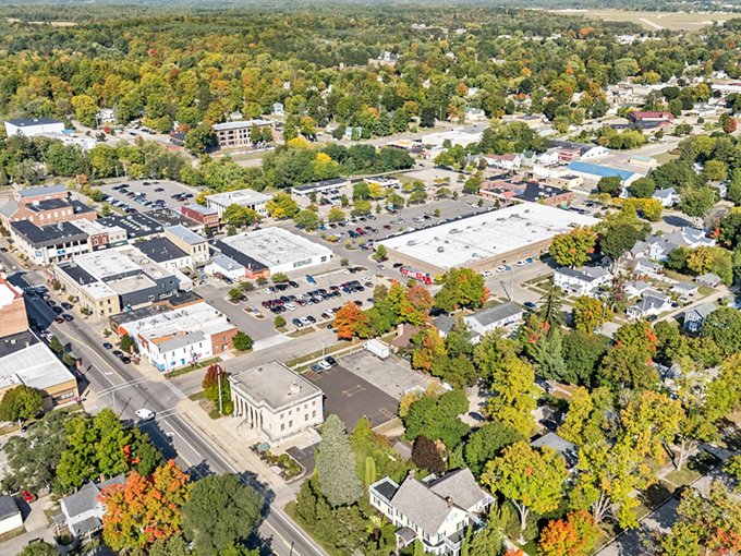 The heart of Big Rapids welcomes fixed-income residents with open arms and closed wallets&mdash;affordability never looked so good.