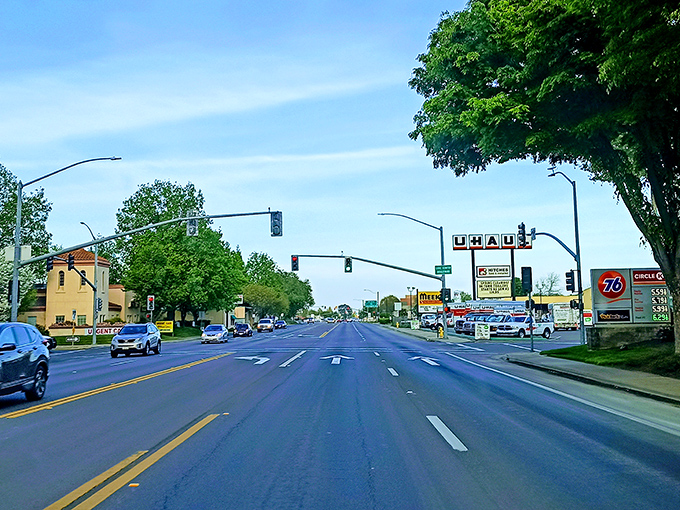 Yuba City's wide, navigable streets make getting around easy &ndash; a practical consideration for retirees seeking hassle-free living.