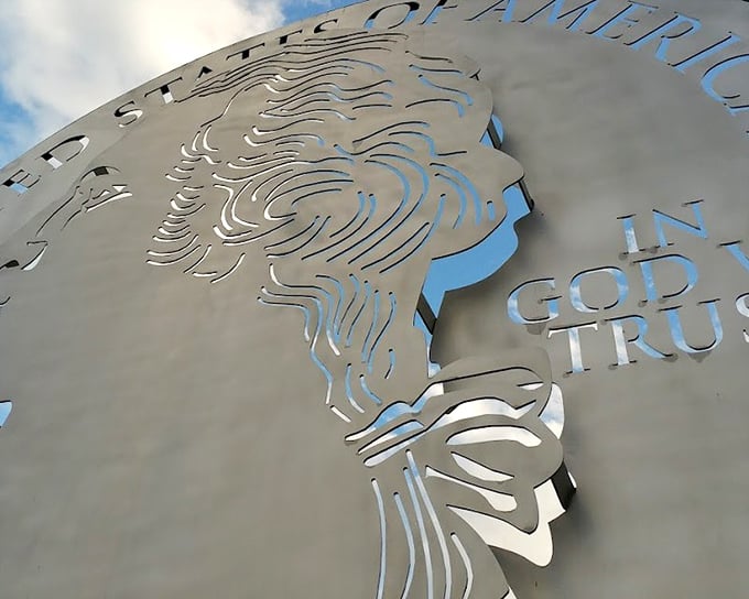 The artistry reveals itself in the details&mdash;each curve and line of Washington's portrait crafted to maintain the coin's iconic design.