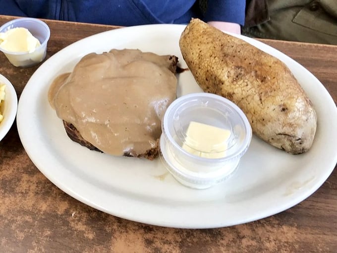 The open-faced hot roast beef sandwich with gravy&mdash;when was the last time you saw this on a menu? Exactly why you need to visit.