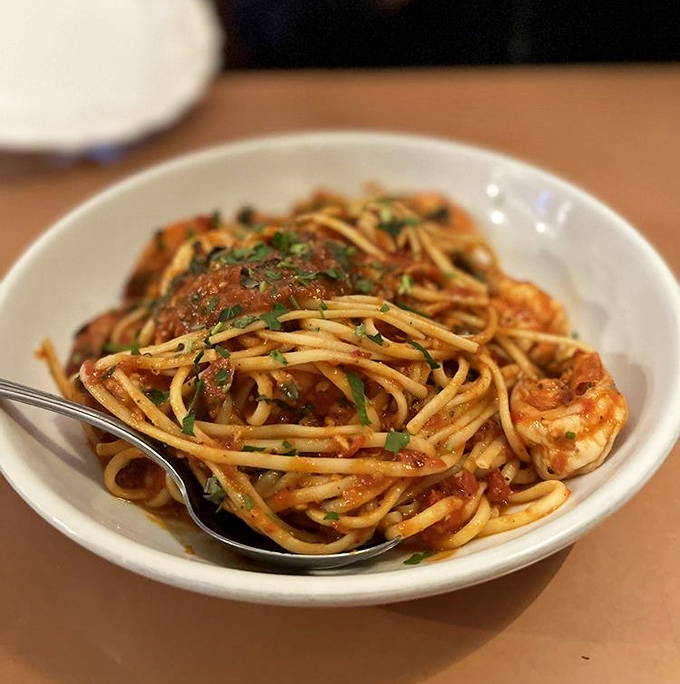 Pasta that would make your Italian grandmother weep with joy. Those plump shrimp swimming in tomato sauce demand to be savored slowly.