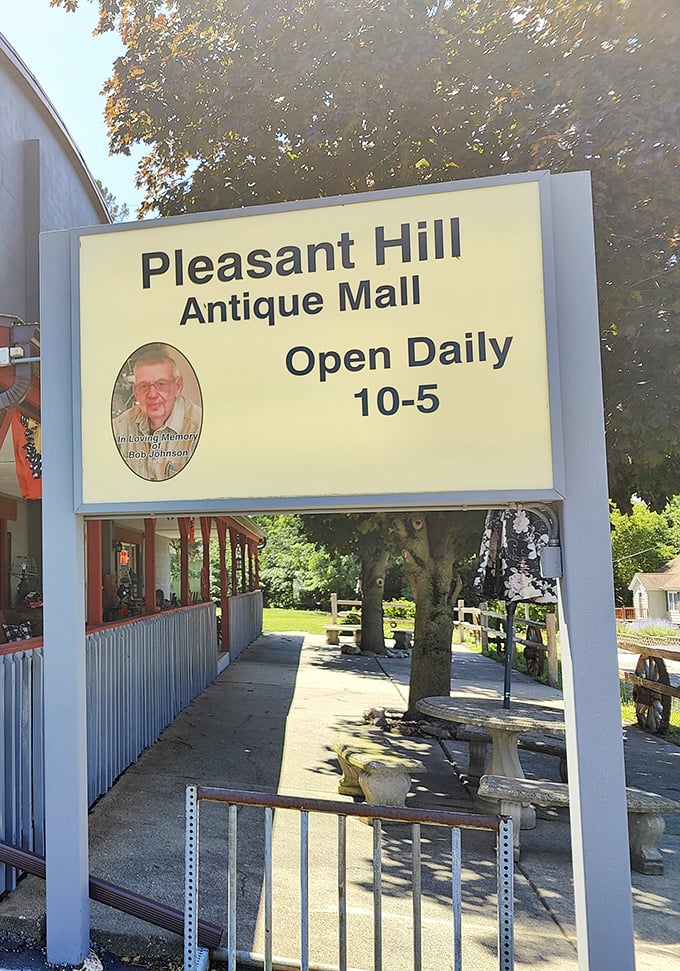 Open daily 10-5: The most important operating hours since "9 to 5" became Dolly Parton's anthem to the working world.