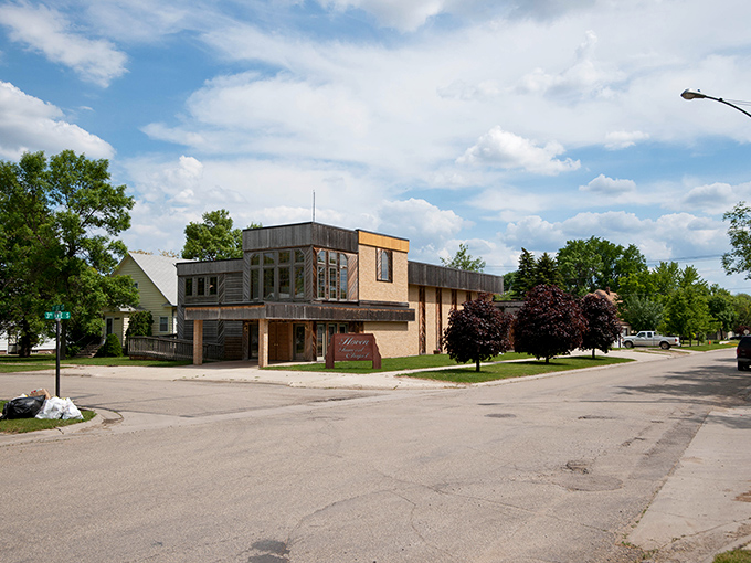 Architectural character lines this Ellendale street, where mid-century buildings house modern businesses in a perfect blend of preservation and progress.