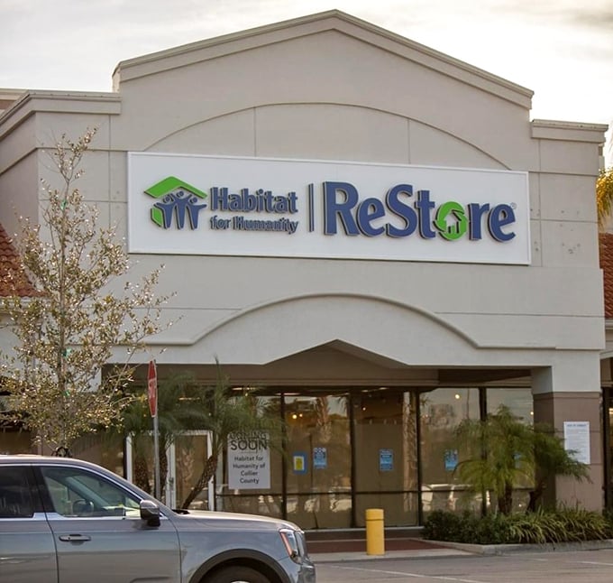 Habitat Collier ReStore brings upscale thrifting to Naples with a storefront worthy of its high-end donations.