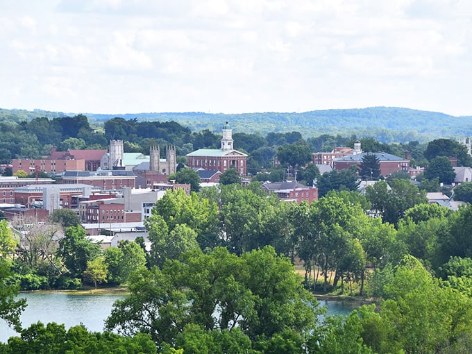 Mount Vernon's tree-lined streets and historic buildings create a postcard-perfect scene that Norman Rockwell would have loved.