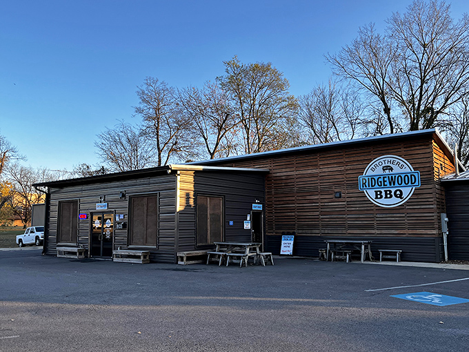 Ridgewood Brothers looks exactly like the BBQ joint of your dreams&mdash;wooden simplicity housing smoky complexity that'll make your taste buds sing!