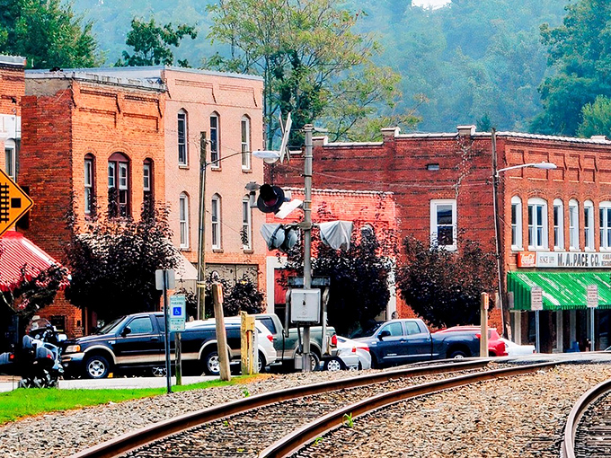 The railroad tracks running through downtown Saluda remind us of the town's rich history and connection to the wider world.