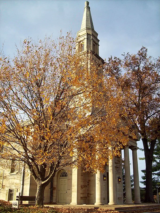Mississippi River views frame a village so pristine it makes postcards look like rough drafts.