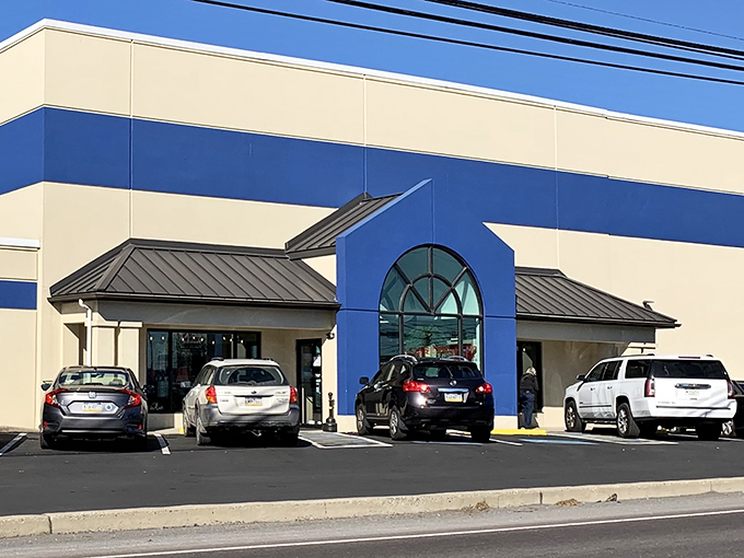 Clean lines and ample parking make Re-Uzit's exterior as practical as the treasures inside—no-nonsense shopping with surprising delights.