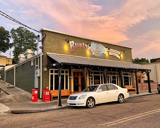 Sunset casts a golden glow on Rusty's &ndash; signaling the perfect hour for blackened redfish and Mississippi hospitality.