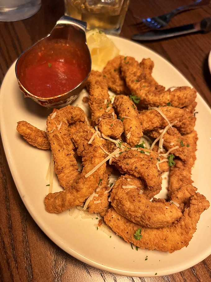 Calamari that's actually tender, not rubber bands in disguise, served with a marinara that deserves its own fan club.